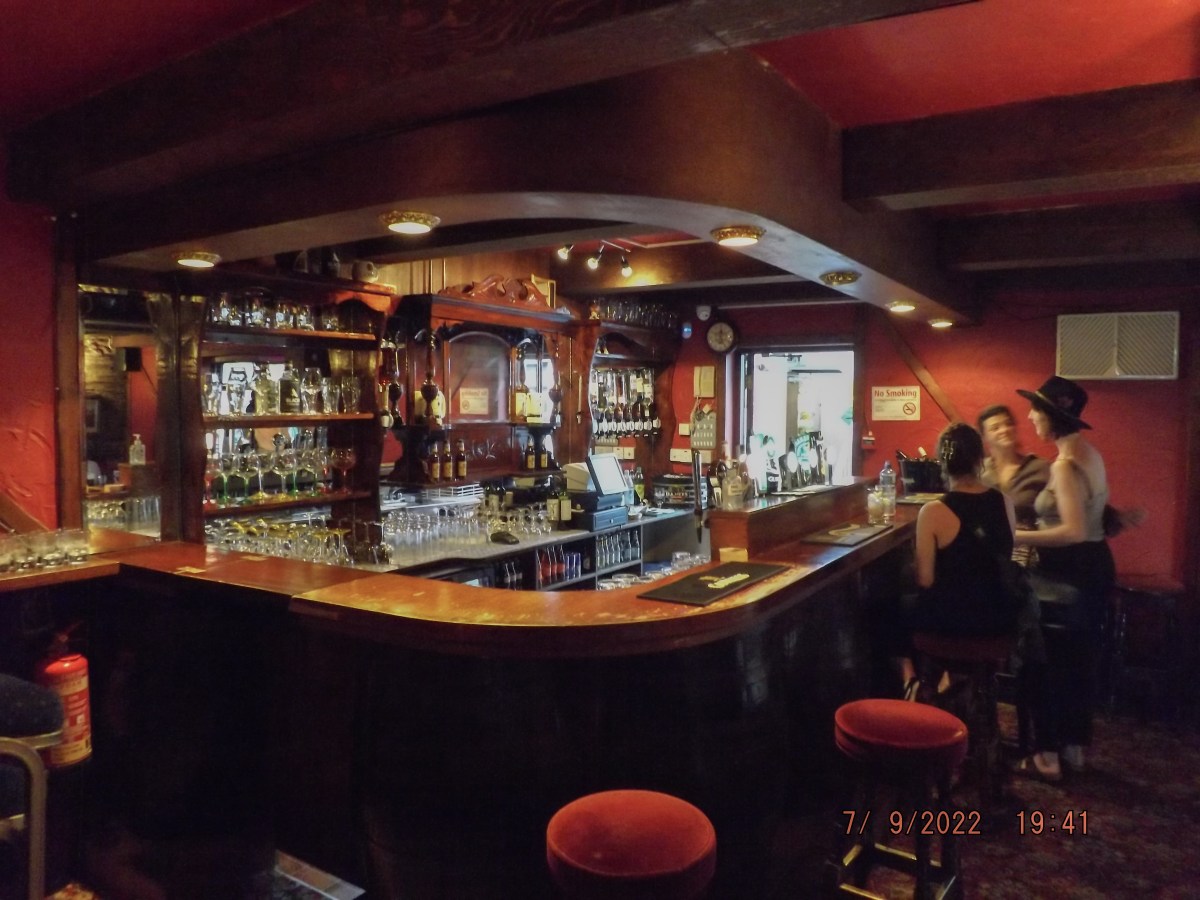 Concert Review: M(h)aol at The Lord Kingsale in Kinsale, County Cork ...