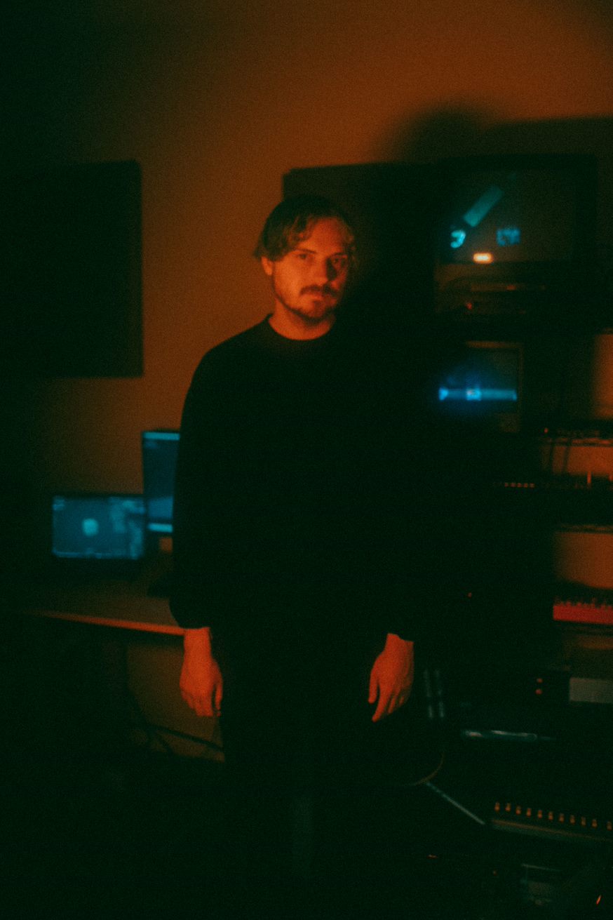 Artist Interview: AURAGRAPH – KTSW 89.9