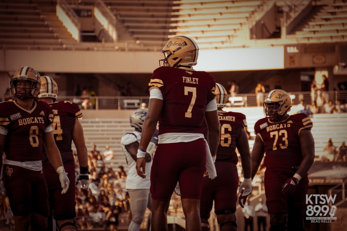 Former Texas State quarterback TJ Finley commits to Western Kentucky ...